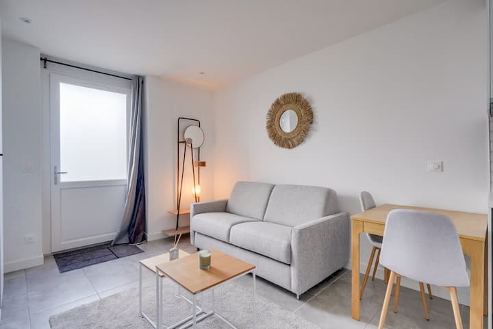 Superbe Appartement Sur Les Quais De Bordeaux - Talence