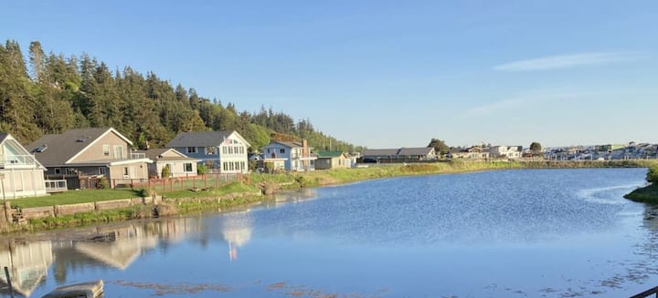 Whidbey Island I Oceanview I Private Beach - Port Townsend, WA