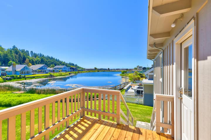 Beach Cabin With Hot Tub, 2 Bikes, Dogs Ok - Port Townsend, WA