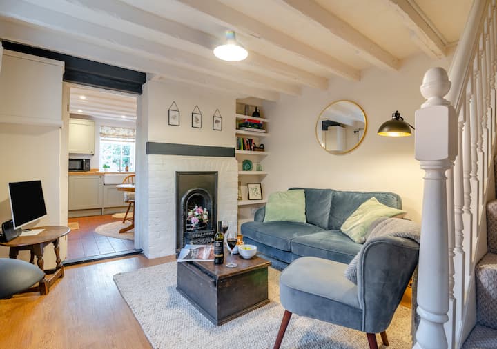 Periwinkle Cottage - Bridport - Bridport