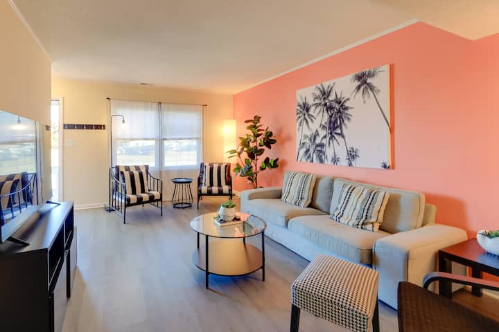 Walk To Atlantic Beach: Townhome W/ Patio! - Atlantic Beach, NC