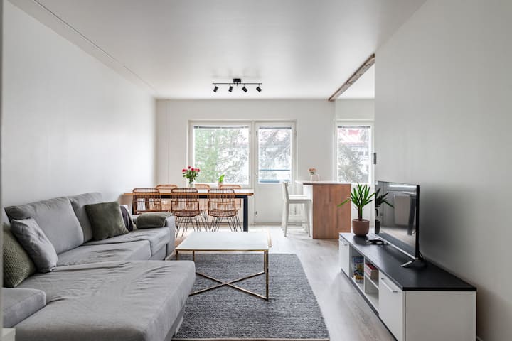 Bright 2br Apartment Near Center, Free Parking! - Lahti