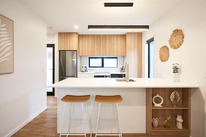 Newly Built Unit In St Kilda. Modern Amenities - Dunedin