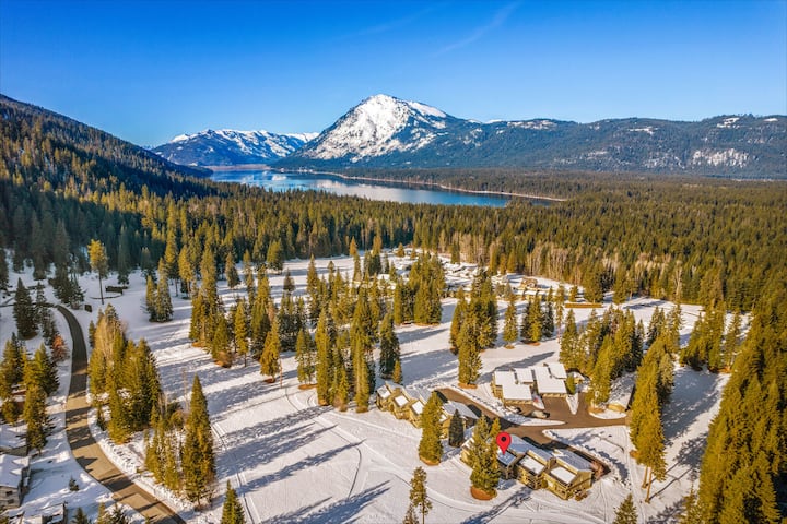 2br Condo With Mountain Views & Spa Access. - Plain, WA