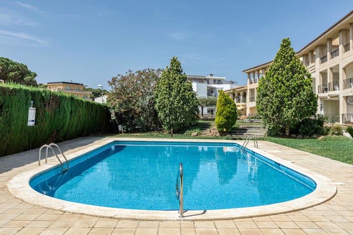 Clota Petita - Piscina Comunitaria - L'Escala