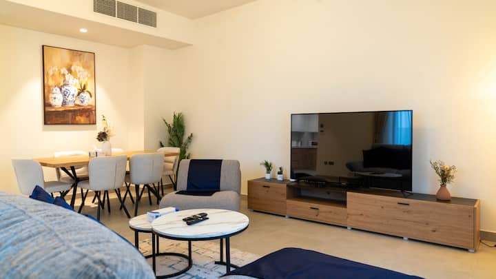 Luxury Villa In Yas - Abu Dhabi