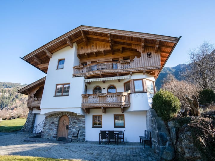 Appartement Exclusif Avec Jardin Et Bain à Remous - Mayrhofen