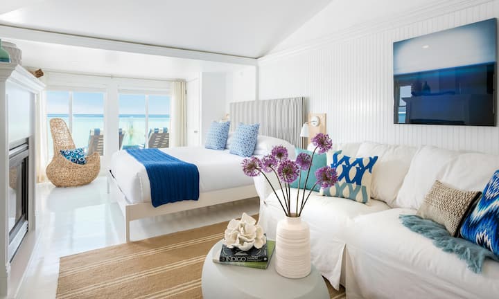 Luxe Vacay Cottage Experience - Newburyport, MA