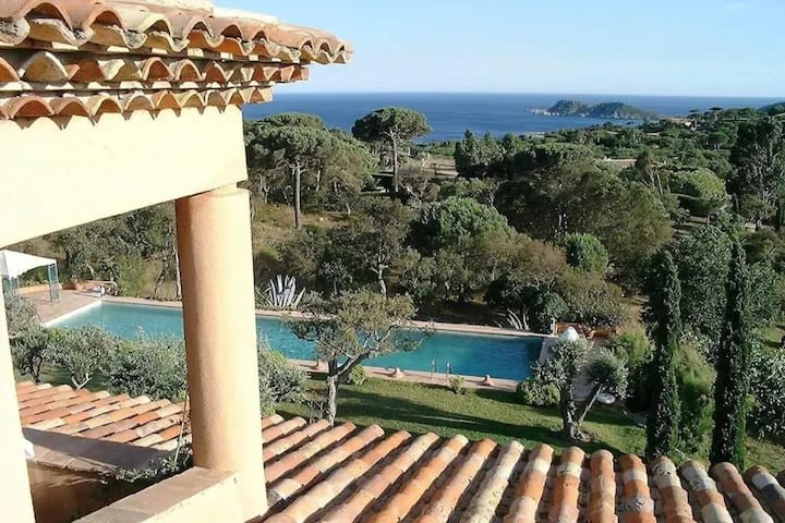 Villa De Luxe Avec Piscine à Ramatuelle - Ramatuelle