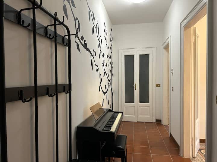 Stylish Apartment Near The Lake - Lecco