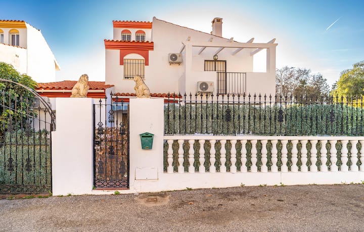 Gorgeous Home In Velez-malaga With Wifi - Vélez-Málaga