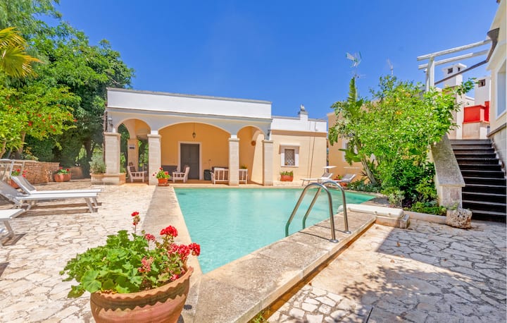 Casal Del Borgo 2 - Ostuni