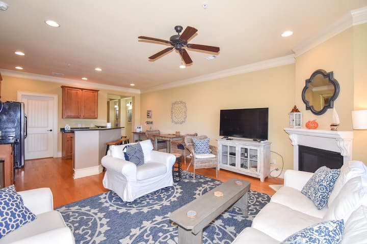Stoneview Lakeside Dreams- Lake Condo- Sleeps 7 - Lake Martin, AL