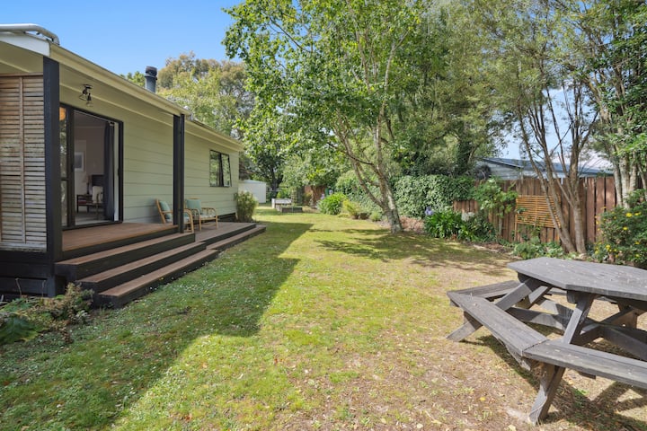 Wingspan Cottage - Carterton Holiday Home - Carterton