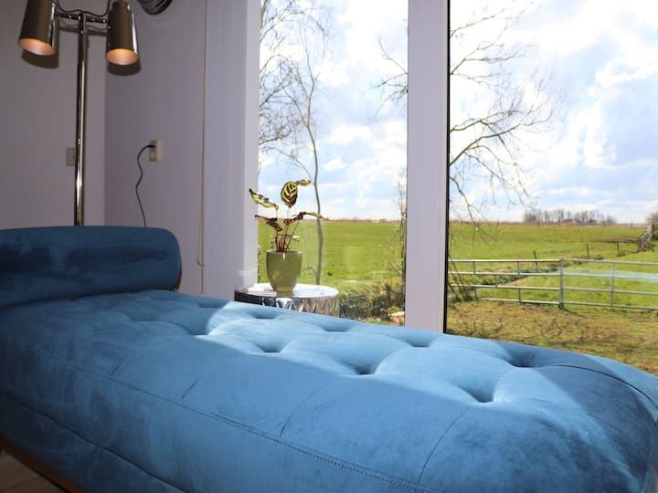 Secluded Chalet In Suwald With Hottub - Leeuwarden