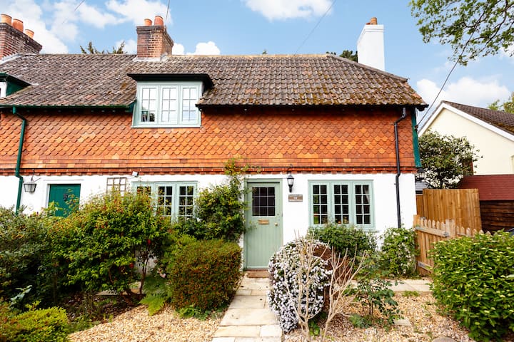Oak Tree Cottage - Lyndhurst