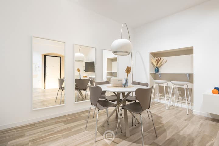 Sofia House - Cagliari