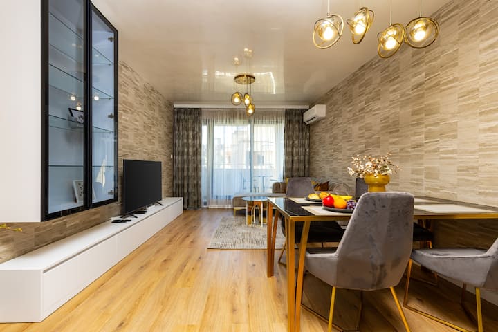 2br Apartment | Free Parking | Central - Plovdiv