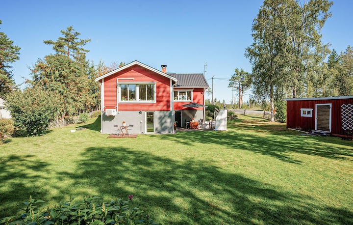 Beautiful Home In Ockelbo With Wifi - Ockelbo