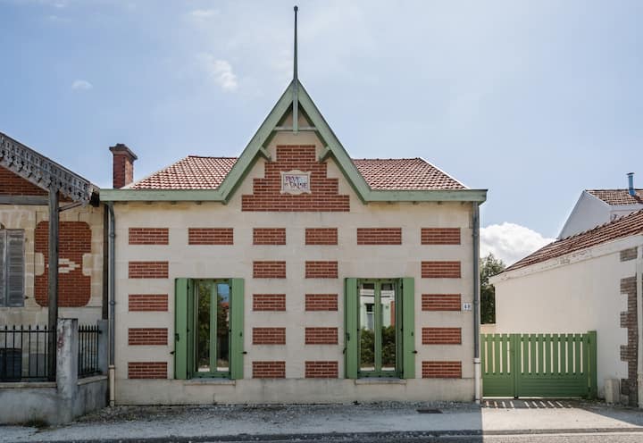 Villa Soulacaise Proche Des Commerces Dans Un Quar - Soulac-sur-Mer