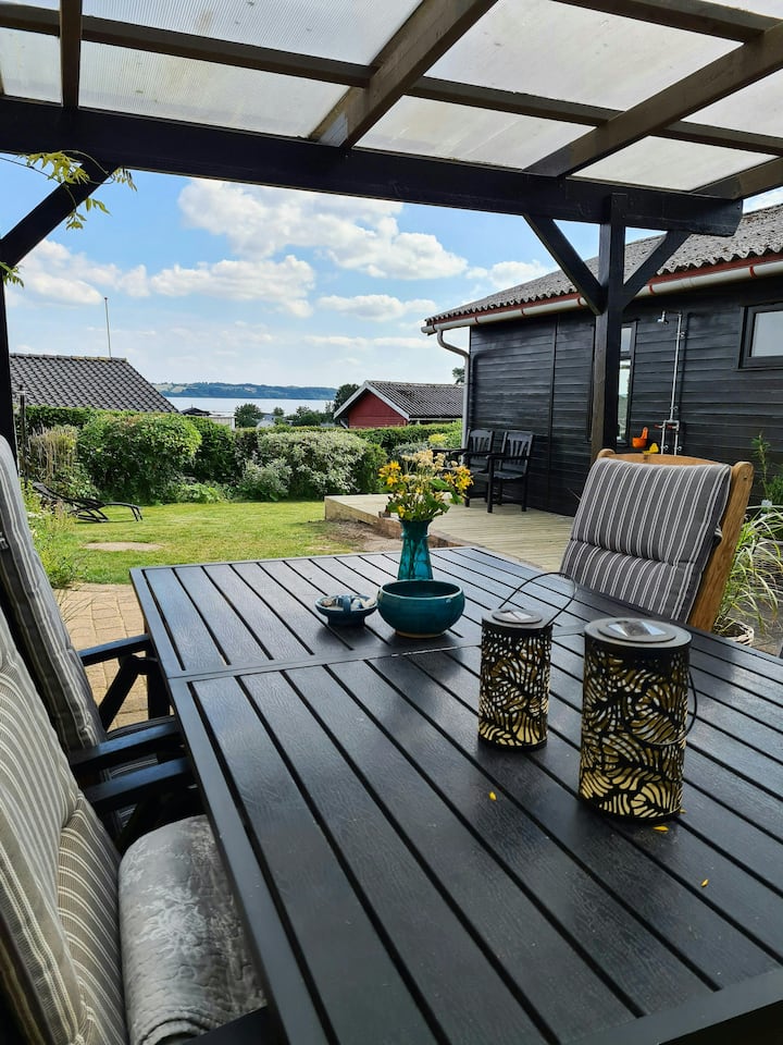 Charming Summer House Near Beach - Aabenraa
