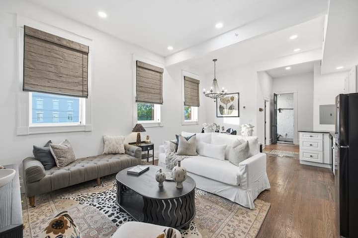 Luxe 2br 2ba At The Raven Pool Onsite Parking - Jacksonville, FL