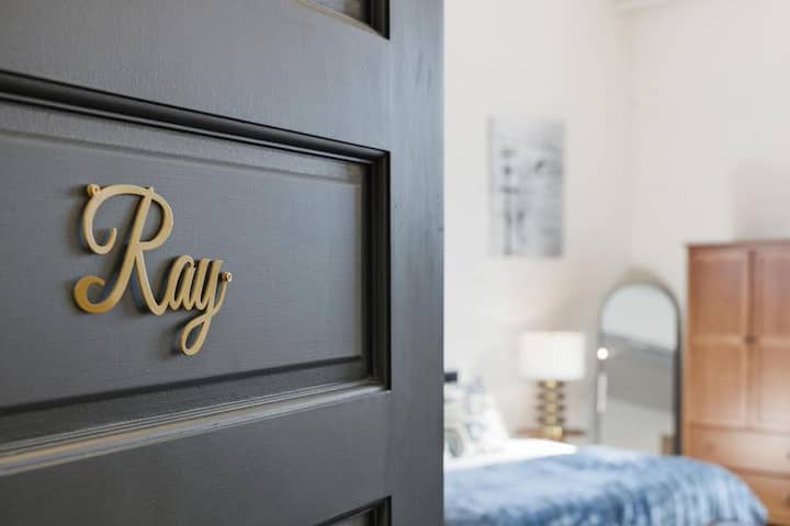 The Ray  Soulful King Studio  Pool - Jacksonville