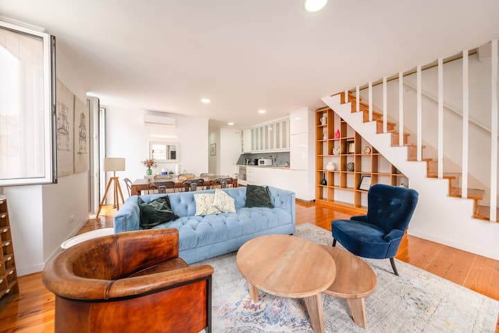 Castle-view Penthouse Duplex In Lisbon - Lisbon