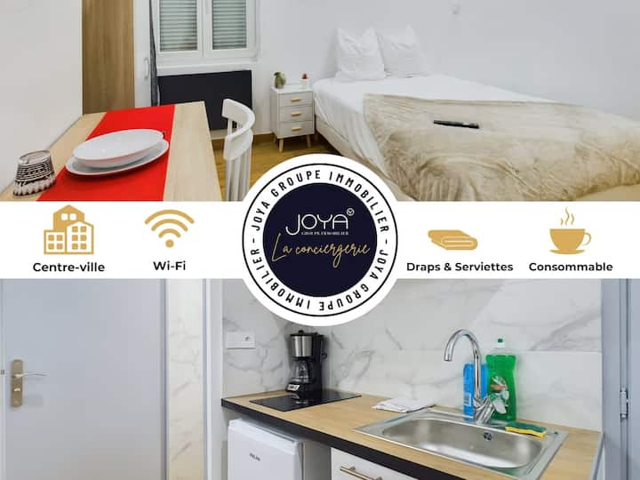 Troyes Et Moi - Troyes