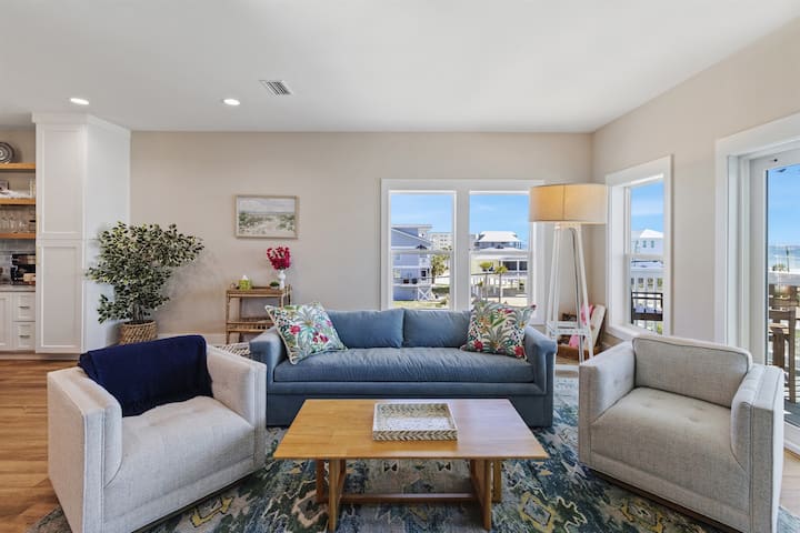 Steps From Beach! Luxury Townhouse W/ Gorgeous Vue - Mexico Beach, FL