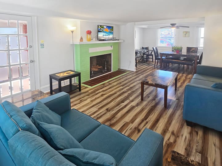 Downtown 3 Bedroom Ground Level Condo! Br - Ocean City, MD