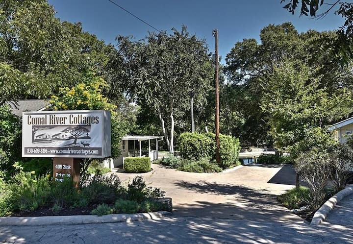 Comal River Cottages River 405 - New Braunfels, TX