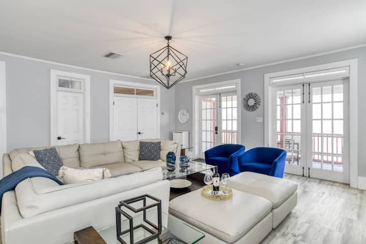 Downtown, Park And Walk, $300 In Free Tickets! - St. Augustine, FL