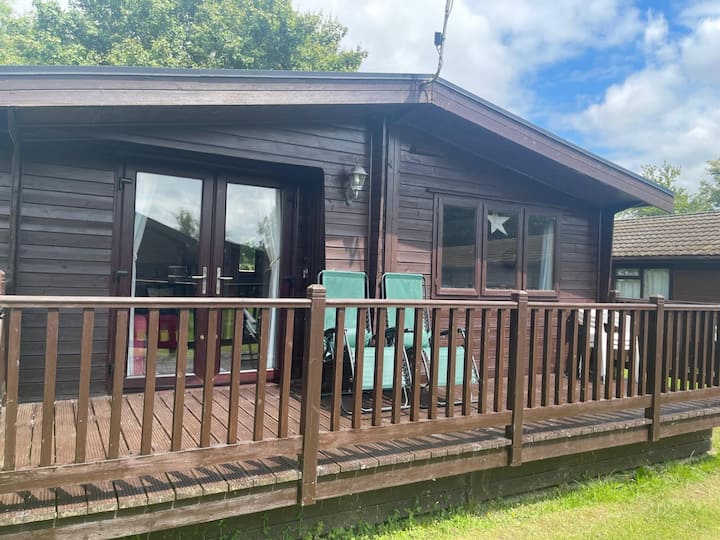 The Cosy Cabin - South Cerney