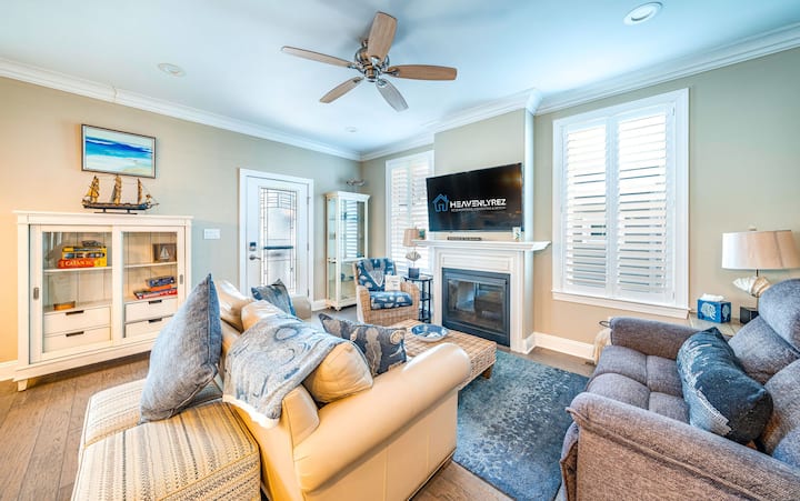 4br Family Condo W/ Courtyard & Cozy Front Porch - Ocean City, NJ