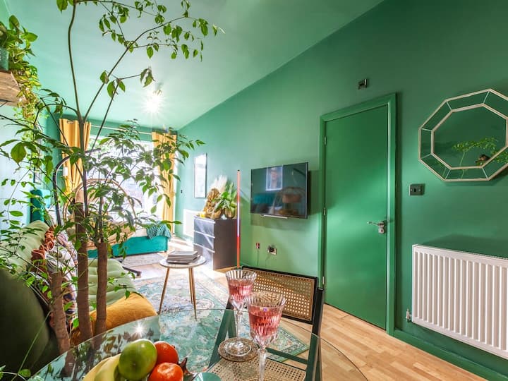 Beautiful Green Studio With Garden, Golders Green - Whitehall