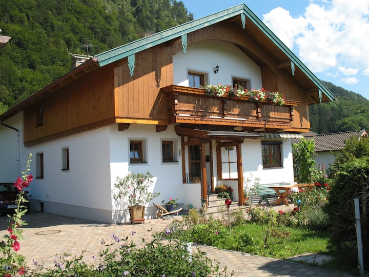 Fewo Für 1-2 Personen Mit Terrasse Und Bergblick - Marquartstein