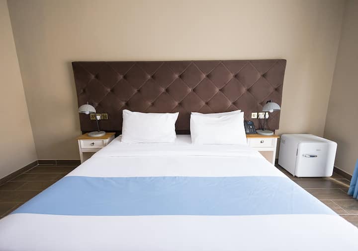 Your Stylish Hotel Escape With A Sofa Bed - Malta