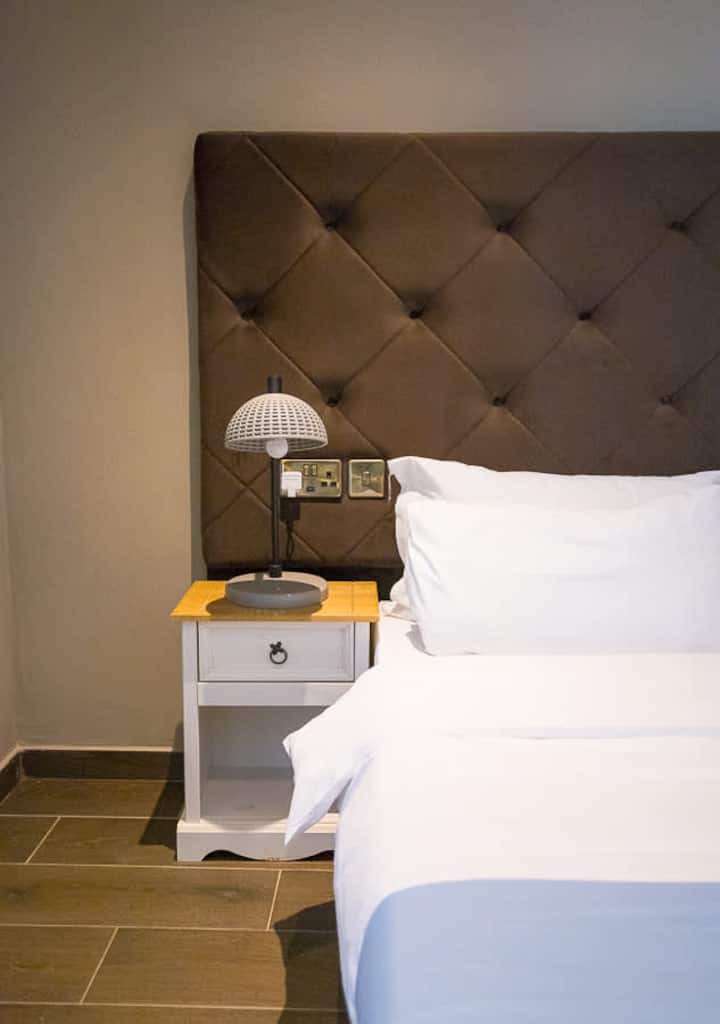 A Cozy & Stylish Hotel Getaway - Malta