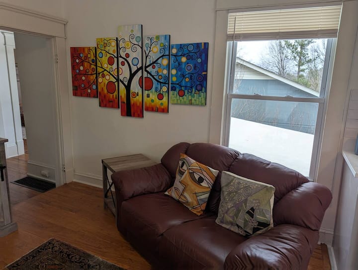 Walk To Duke & Dining • Charming Historic 2br - Durham, NC