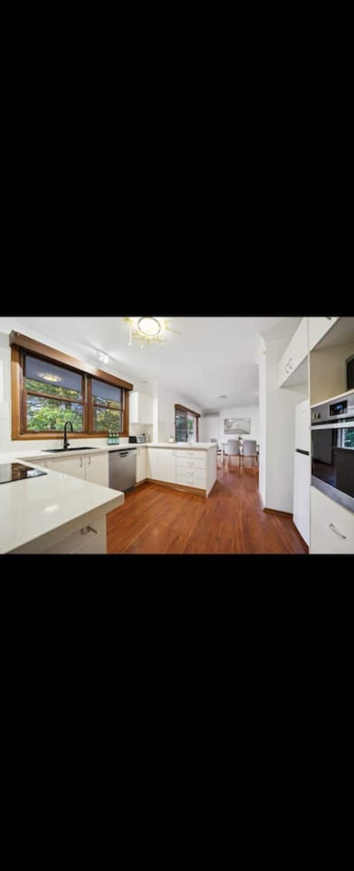 A-west Pennant Hills 4 Beds House Near Anywhere - 霍恩斯比