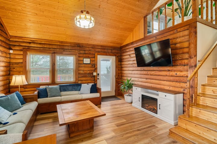 1 Min Walk 2 Beach~cabin~ocean Views~family Fun! - Emerald Isle, NC