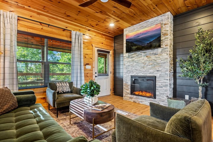 4br Luxe Pool Cabin* Hot Tub*mtn Views*arcade - Sevierville