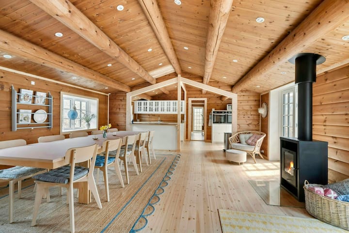 Log Cabin For Extended Family Near Heatherhill - Denmark