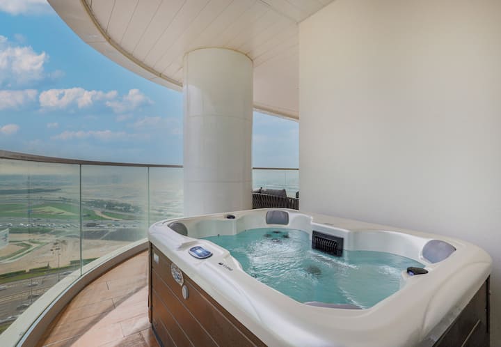 Private Jacuzzi 1 Bedroom At Terraces Marasi Drive - Dubai