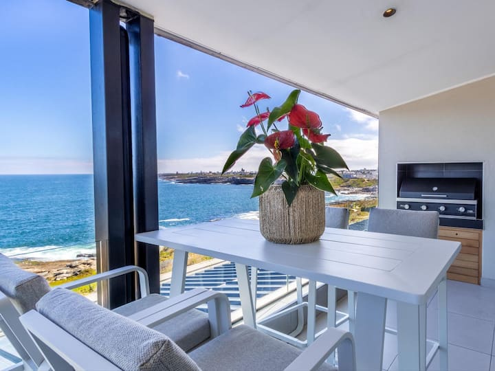 Two Bed Penthouse 2nd Floor 301 - Hermanus