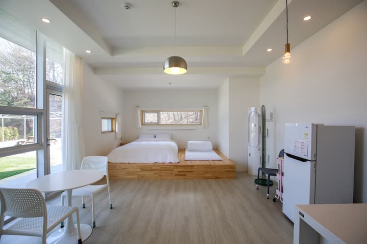 풍성한 자연 속에서 힐링할 수있는 공간 더브리앙뜨 1호 - Gangneung-si