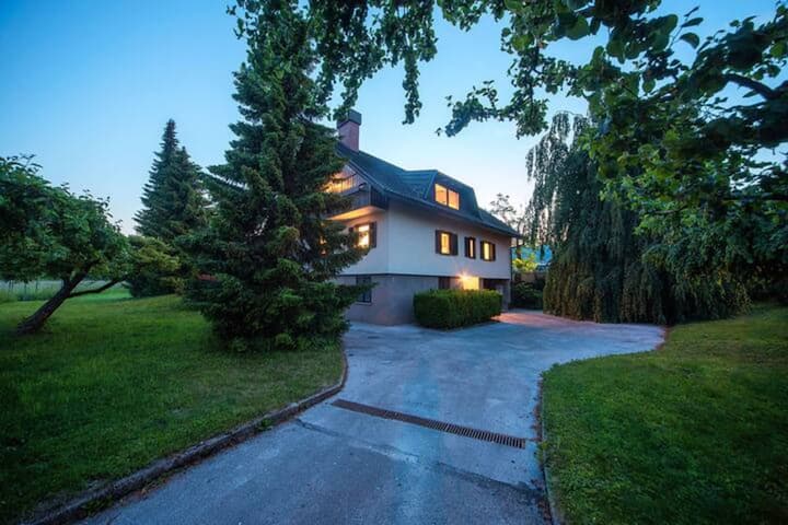 Orchard Villa - Garden Apartment - Bled