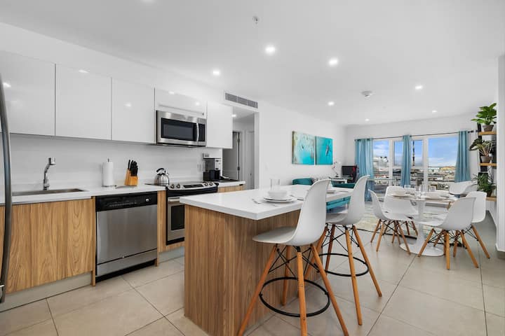 Modern Oceanview Retreat At Downtown Oranjestad - Aruba
