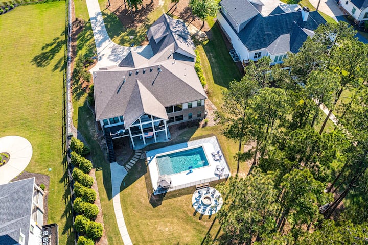 Lakefront| 5br Luxury| Private Pool| Game Rm |Dock - Greensboro, GA